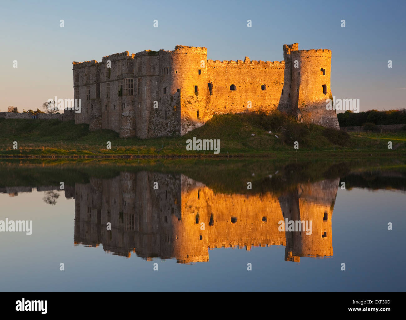 Carew Castle Pembroke Pembrokeshire Stock Photo - Alamy