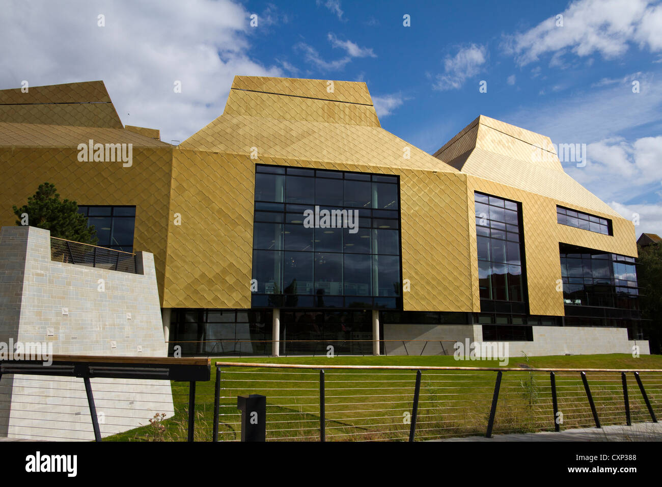 The Hive in Worcester, a joint University and Public library, designed ...