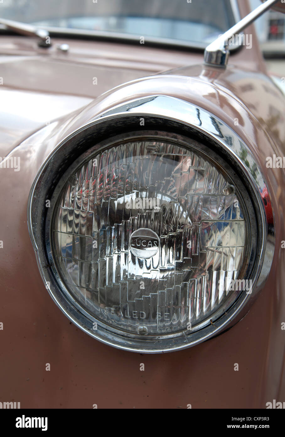 Riley 1.5 car headlight Stock Photo - Alamy