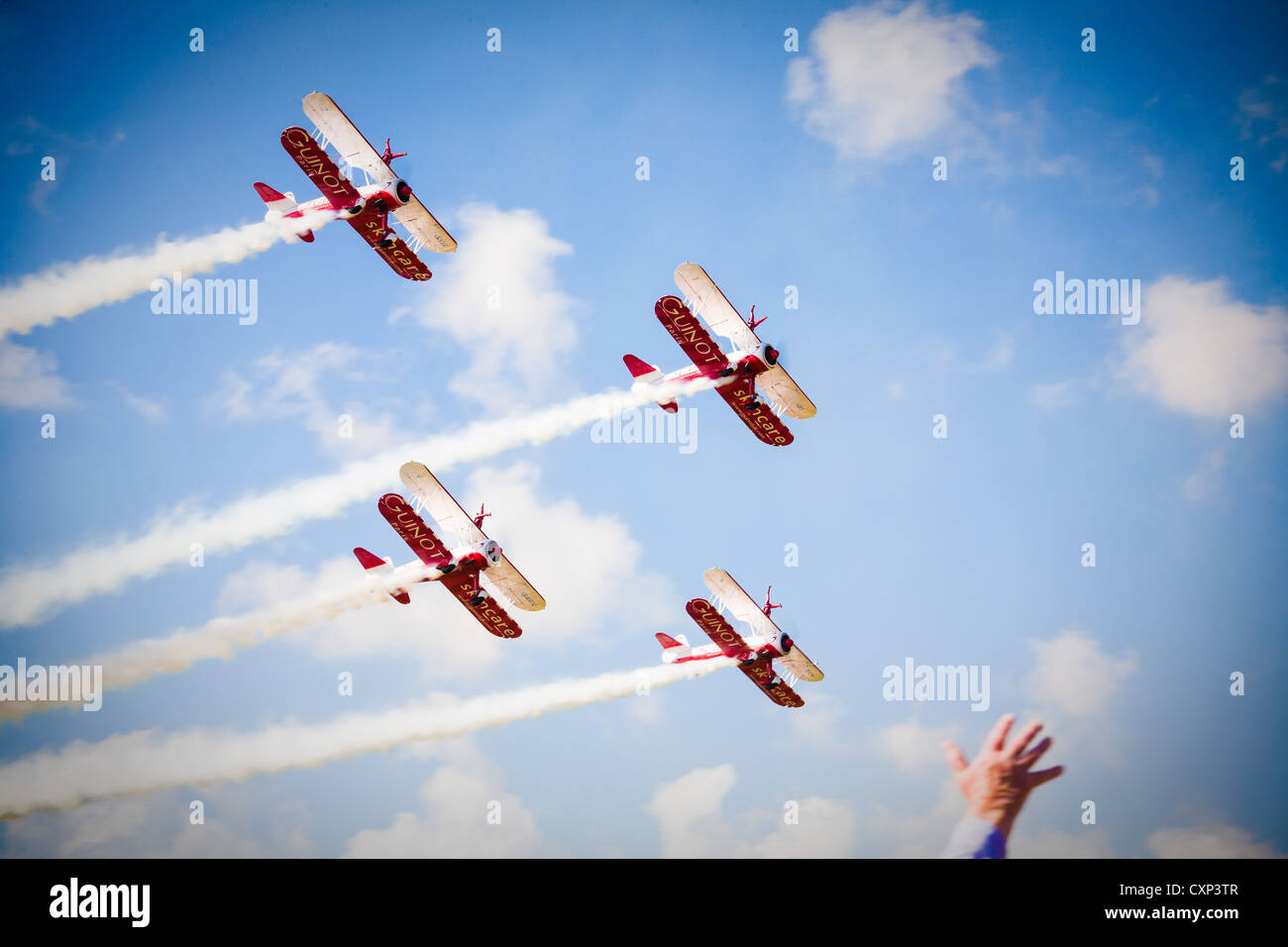 Girls in aviation hi-res stock photography and images - Alamy