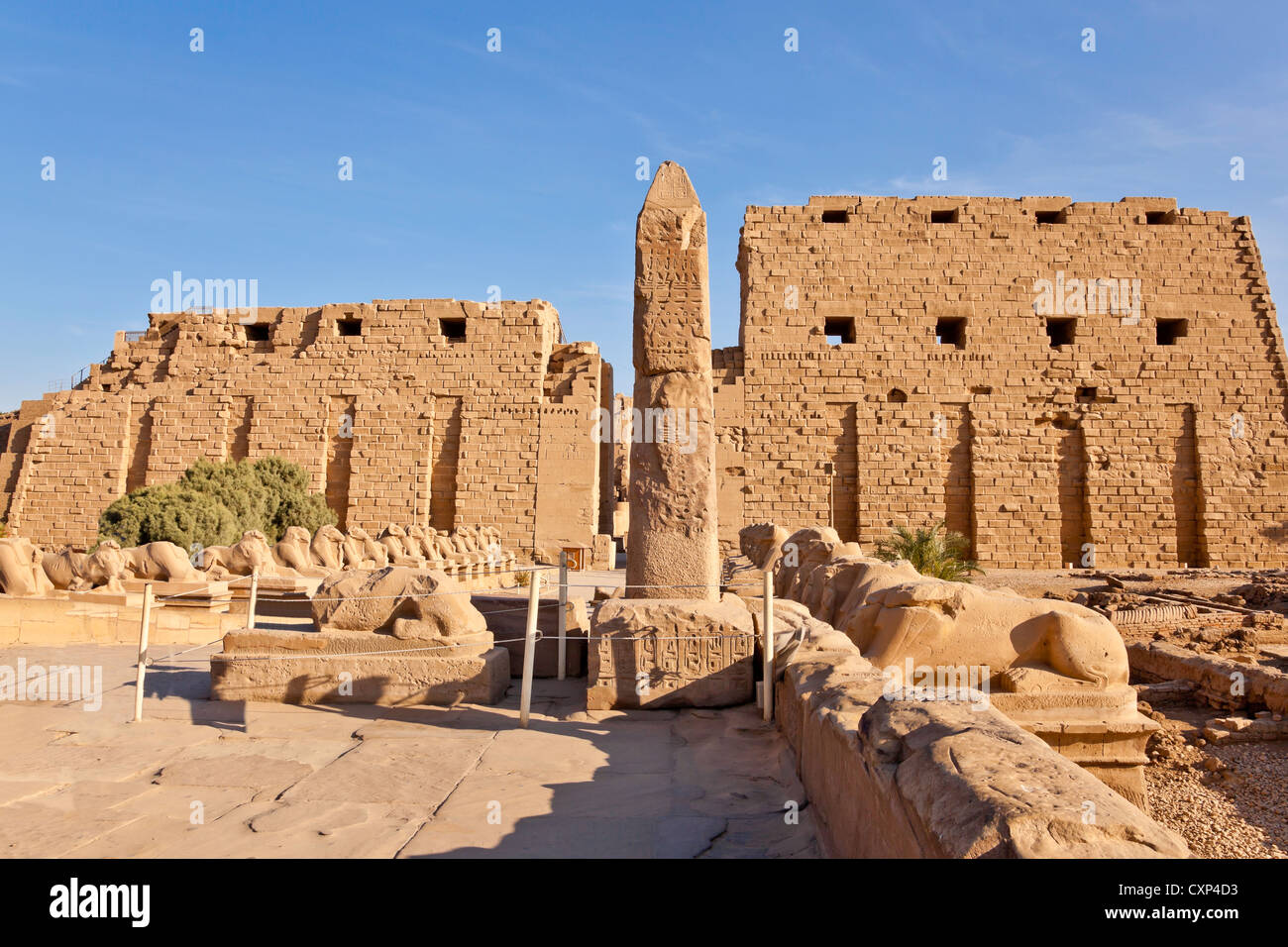 temple of karnak Stock Photo - Alamy