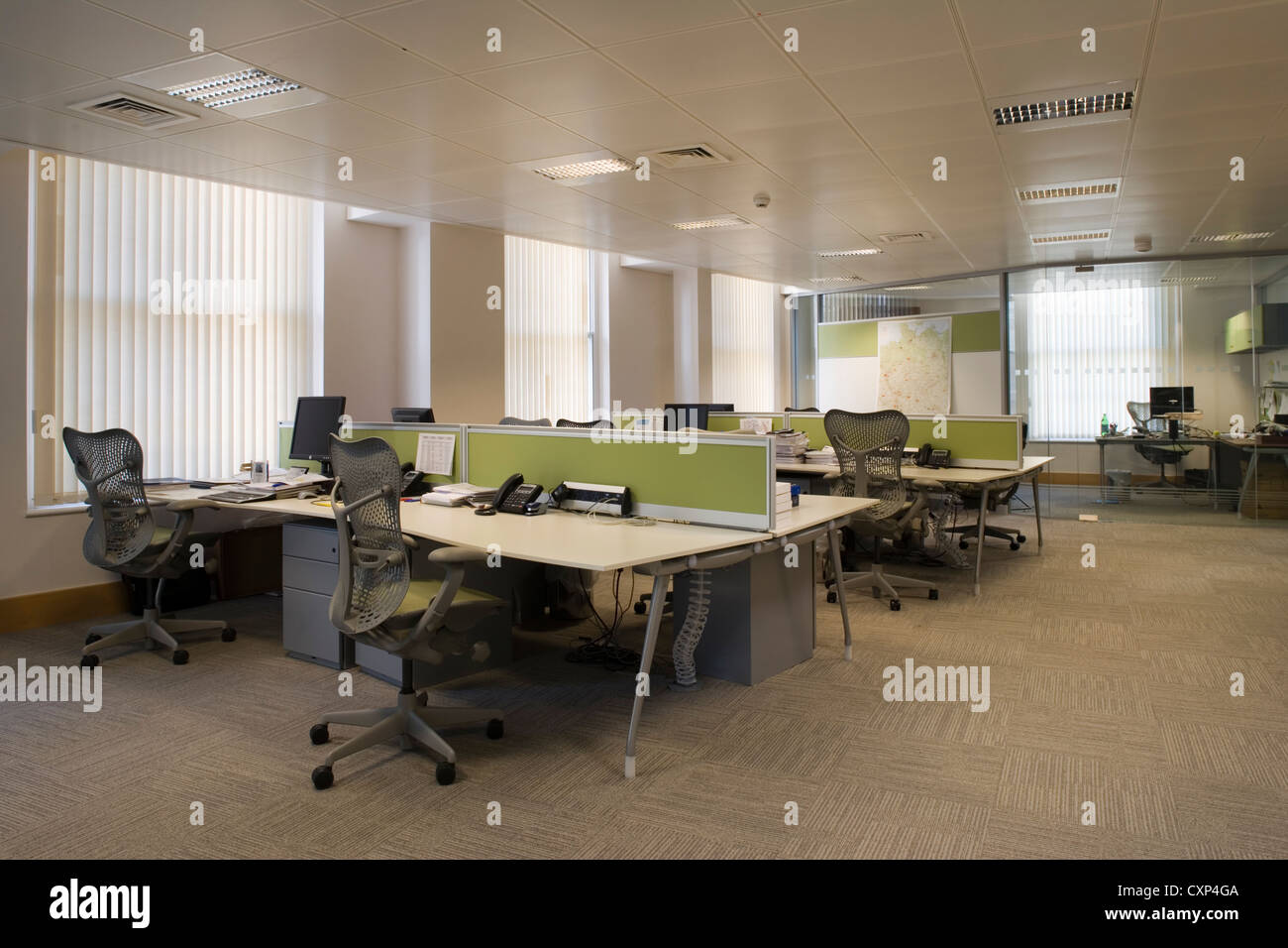 Modern contemporary office Stock Photo - Alamy