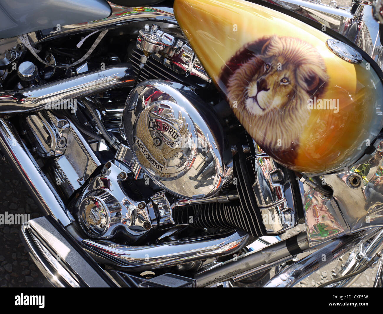 Harley Davidson Customised Engine Block Petrol Tank Stock Photo - Alamy