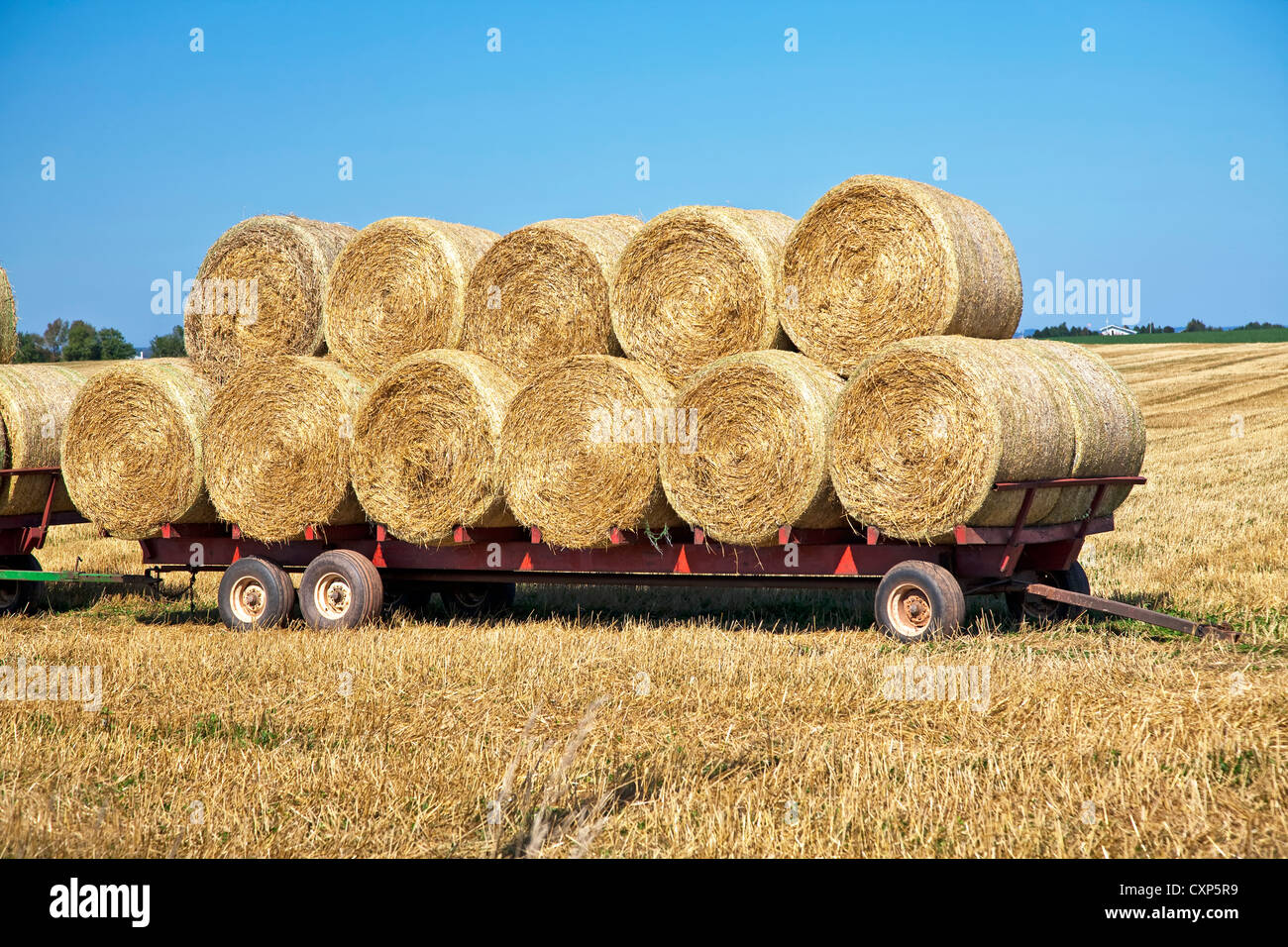 Round bale transport hi-res stock photography and images - Alamy