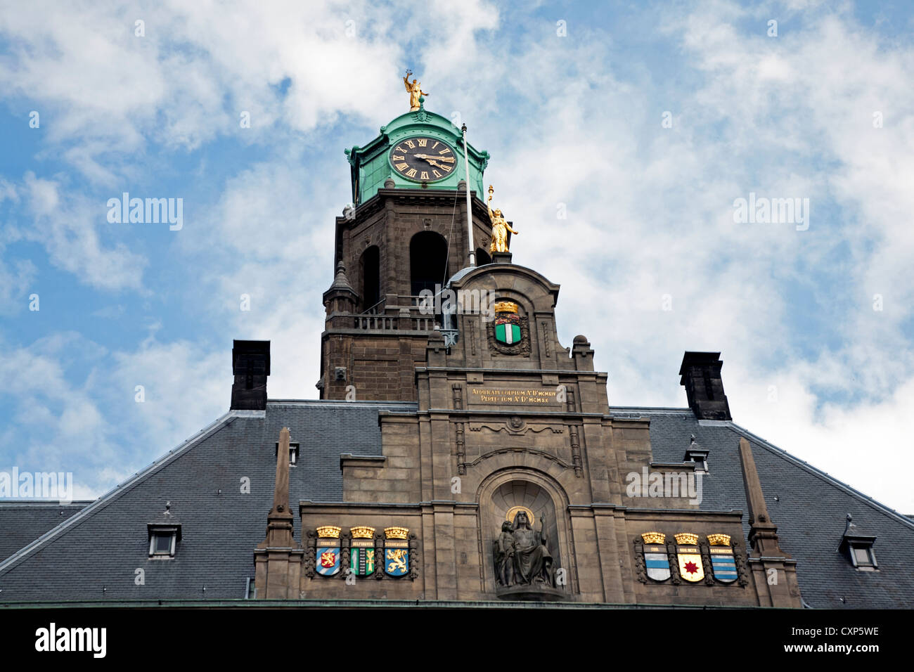 City hall rotterdam hi-res stock photography and images - Alamy