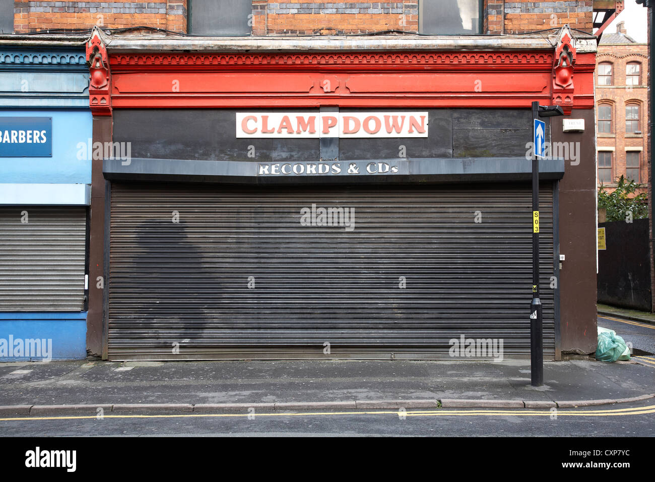 Cd shop hi-res stock photography and images - Alamy