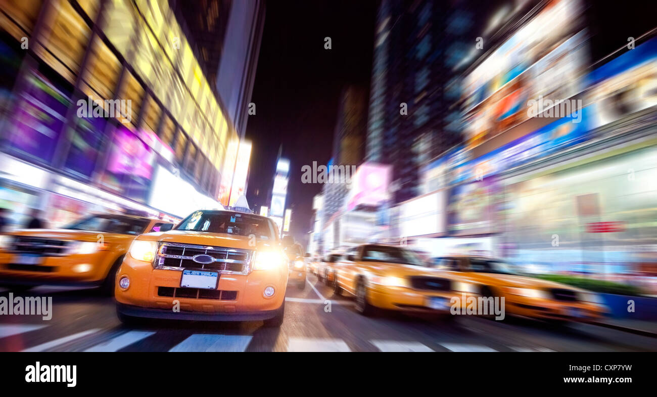 Busy night time rush hi-res stock photography and images - Alamy