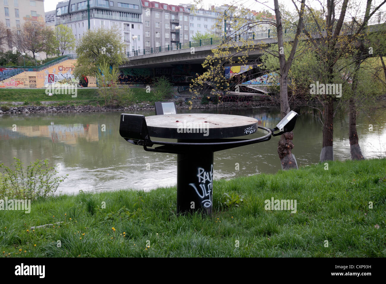 Danube canal vienna austria hi-res stock photography and images - Alamy