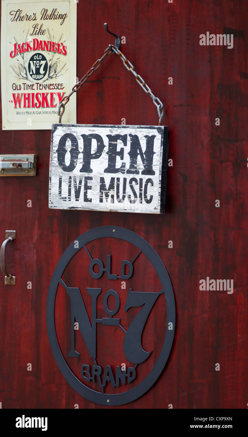 Sign outside a tavern featuring live music Stock Photo - Alamy