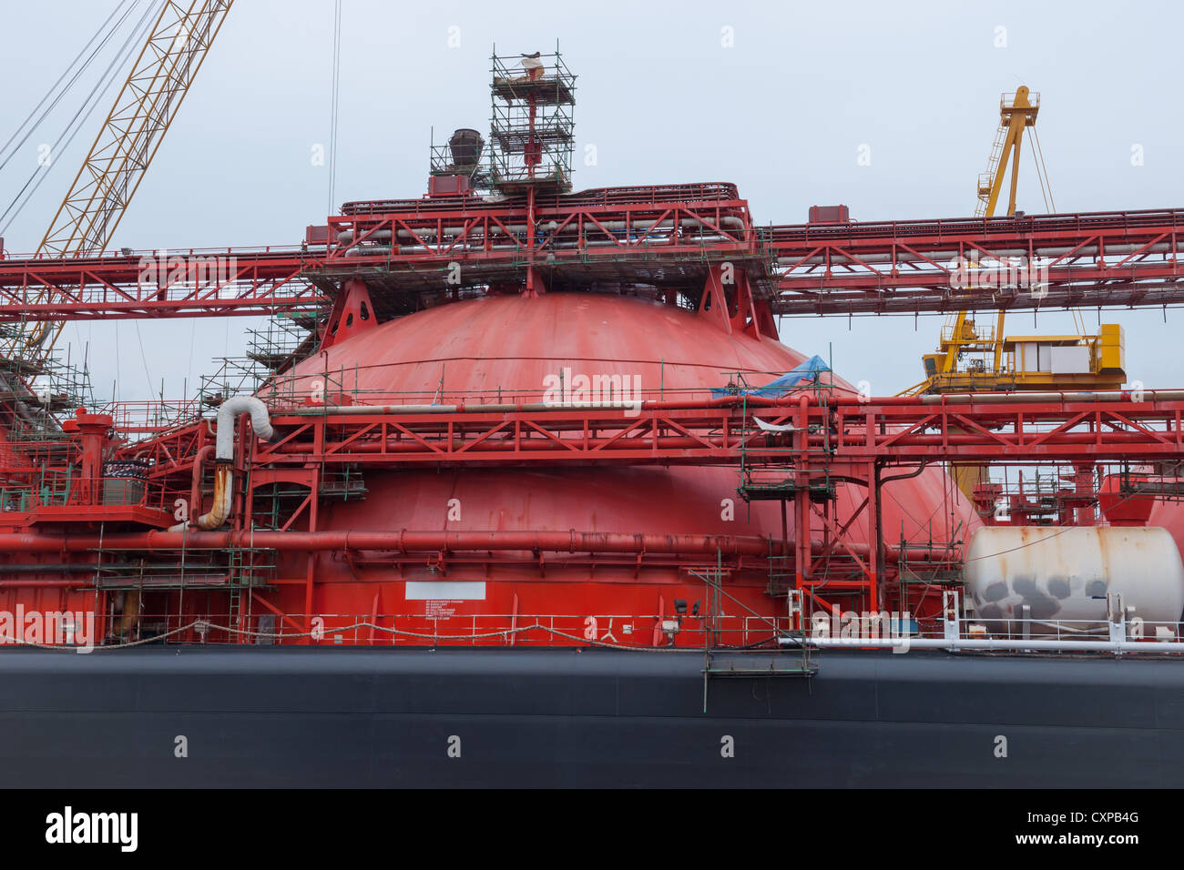 Lng tanker hi-res stock photography and images - Alamy