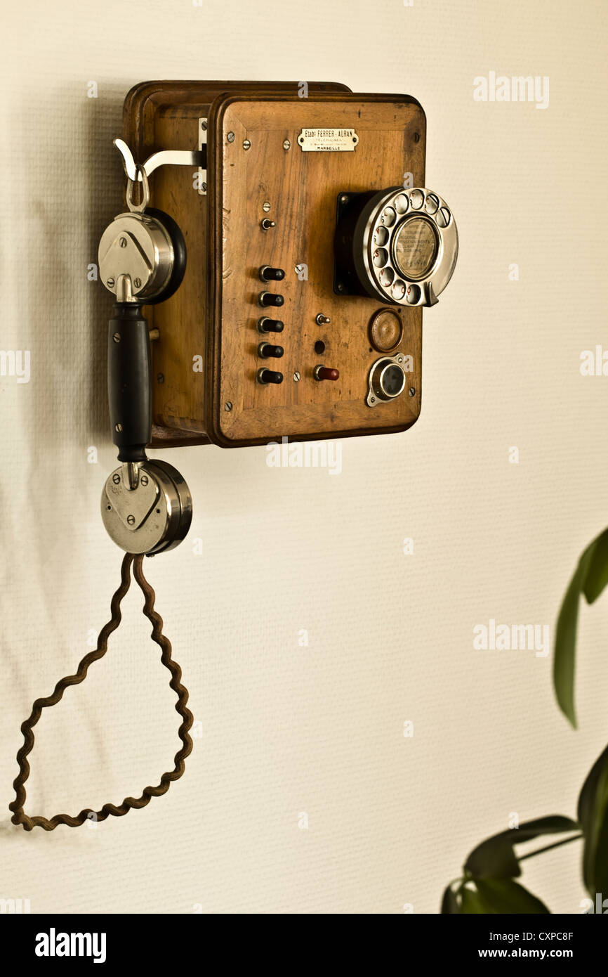 1910 telephone hi-res stock photography and images - Alamy