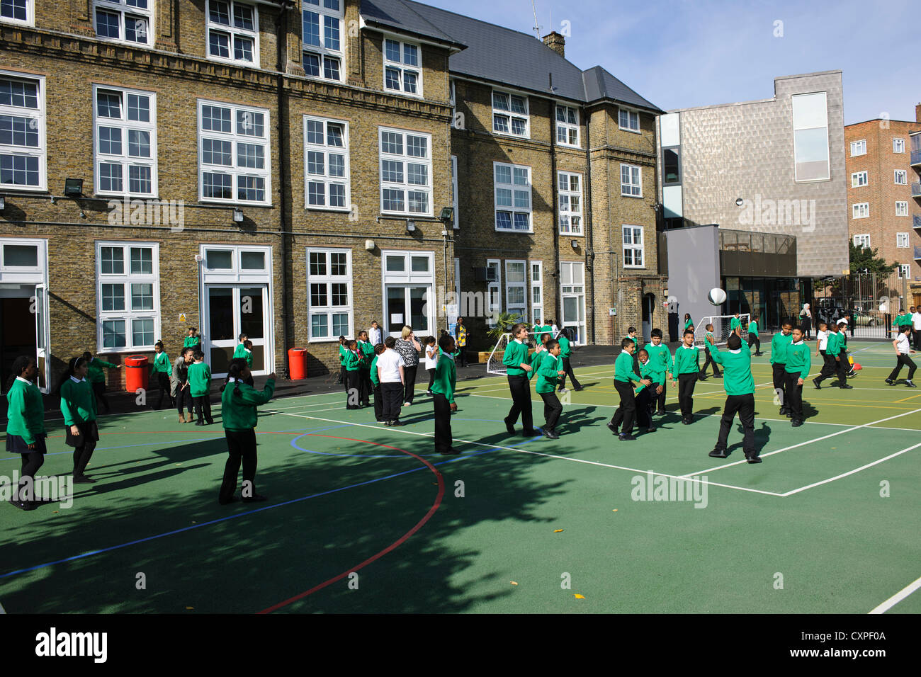 Orchard Primary School, London, United Kingdom. Architect: Rivington ...