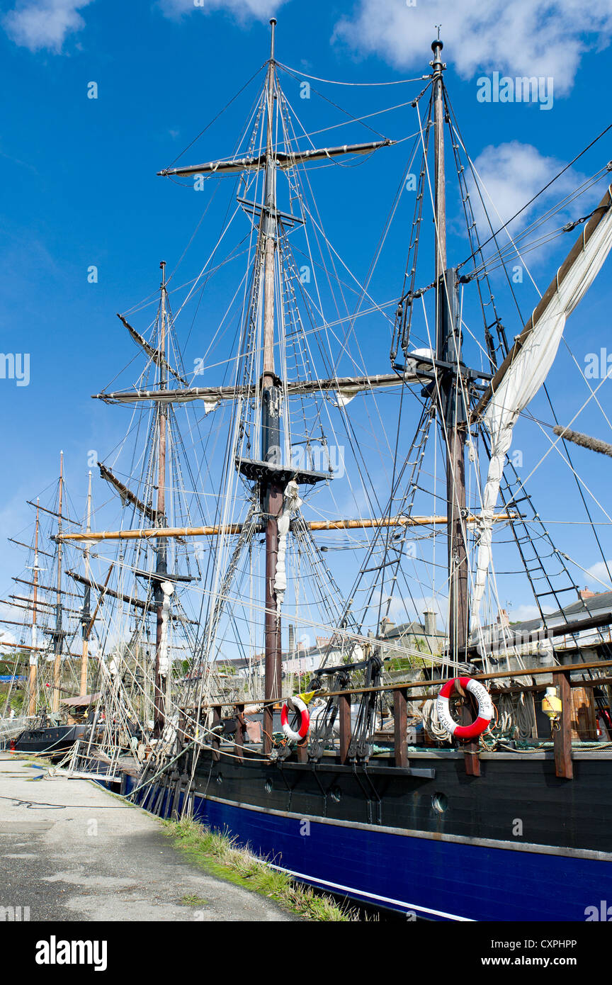 Barque stern tall ship historic hi-res stock photography and images - Alamy