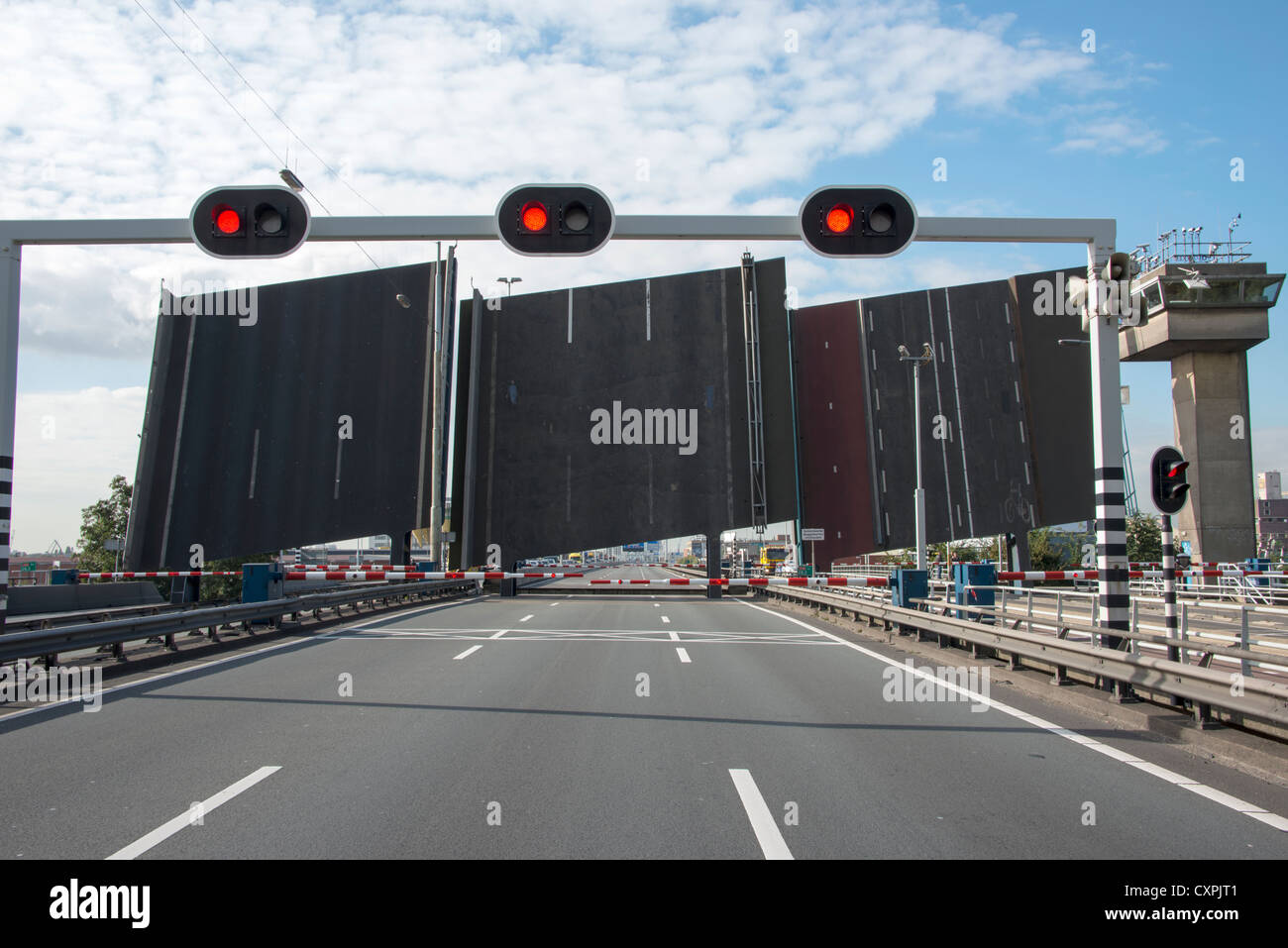 Open bridge hi-res stock photography and images - Alamy