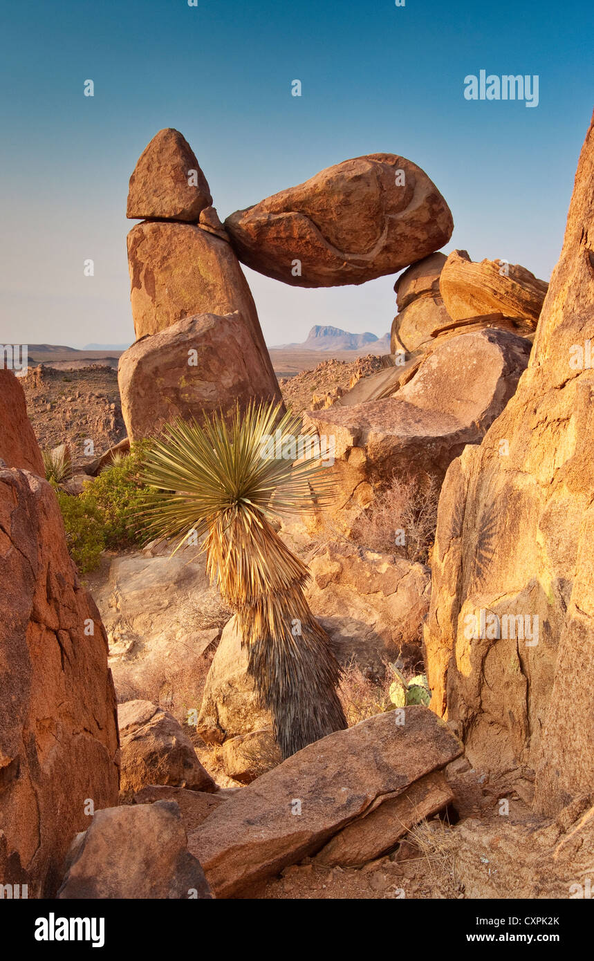Balanced Rock, also known as The Window, at Grapevine Hills Trail ...