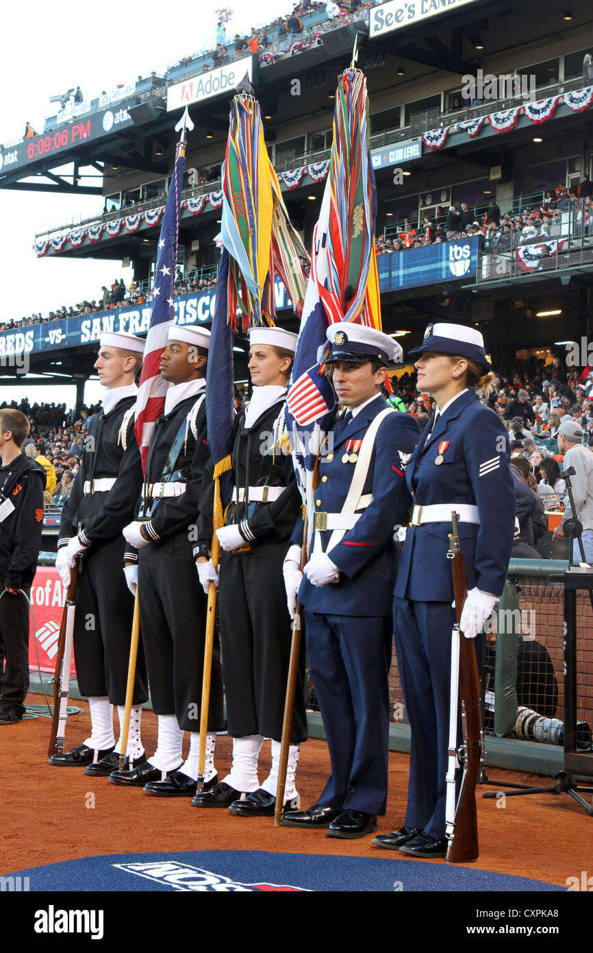 Honor guard presenting the colors hi-res stock photography and images ...