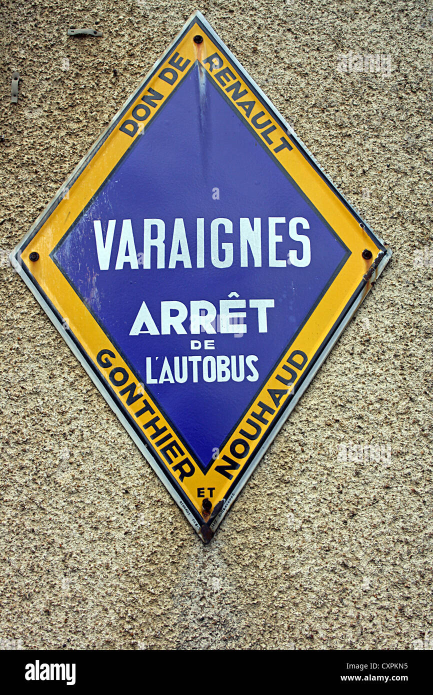 Old bus stop sign hi-res stock photography and images - Alamy