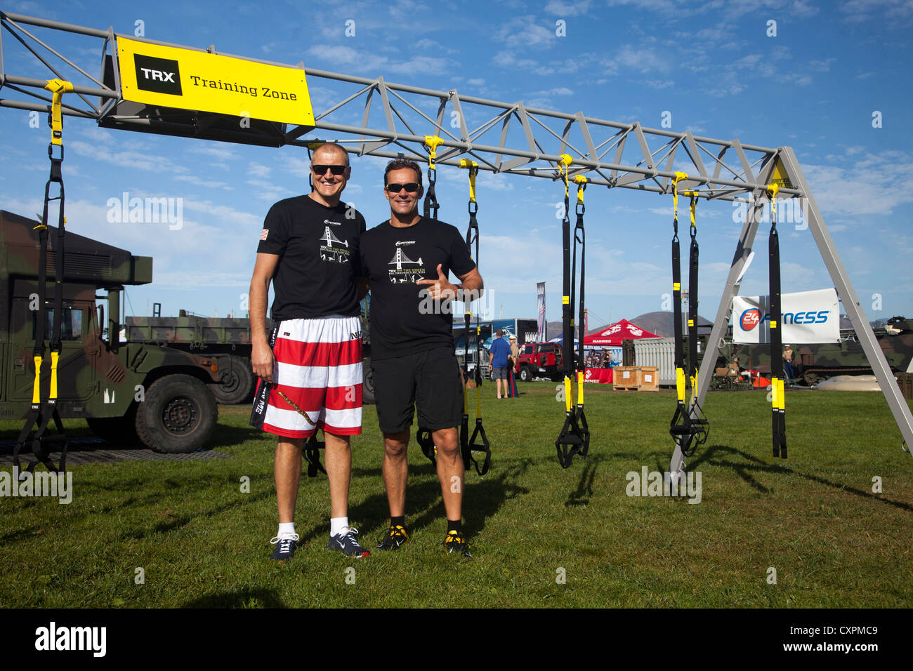 24 hour fitness hi-res stock photography and images - Alamy