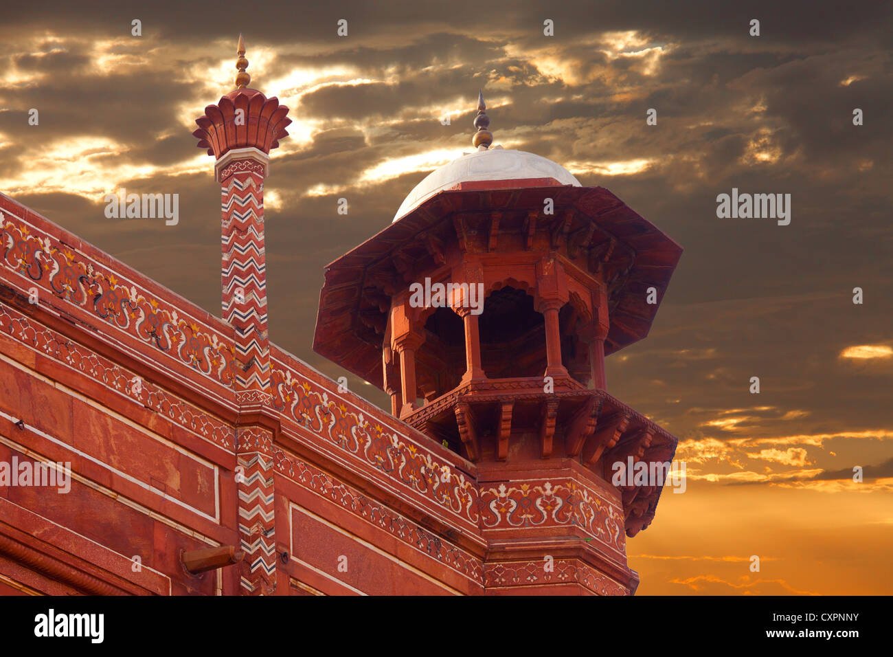 Detail of the Mosque at the Taj Mahal, Agra, India Stock Photo - Alamy