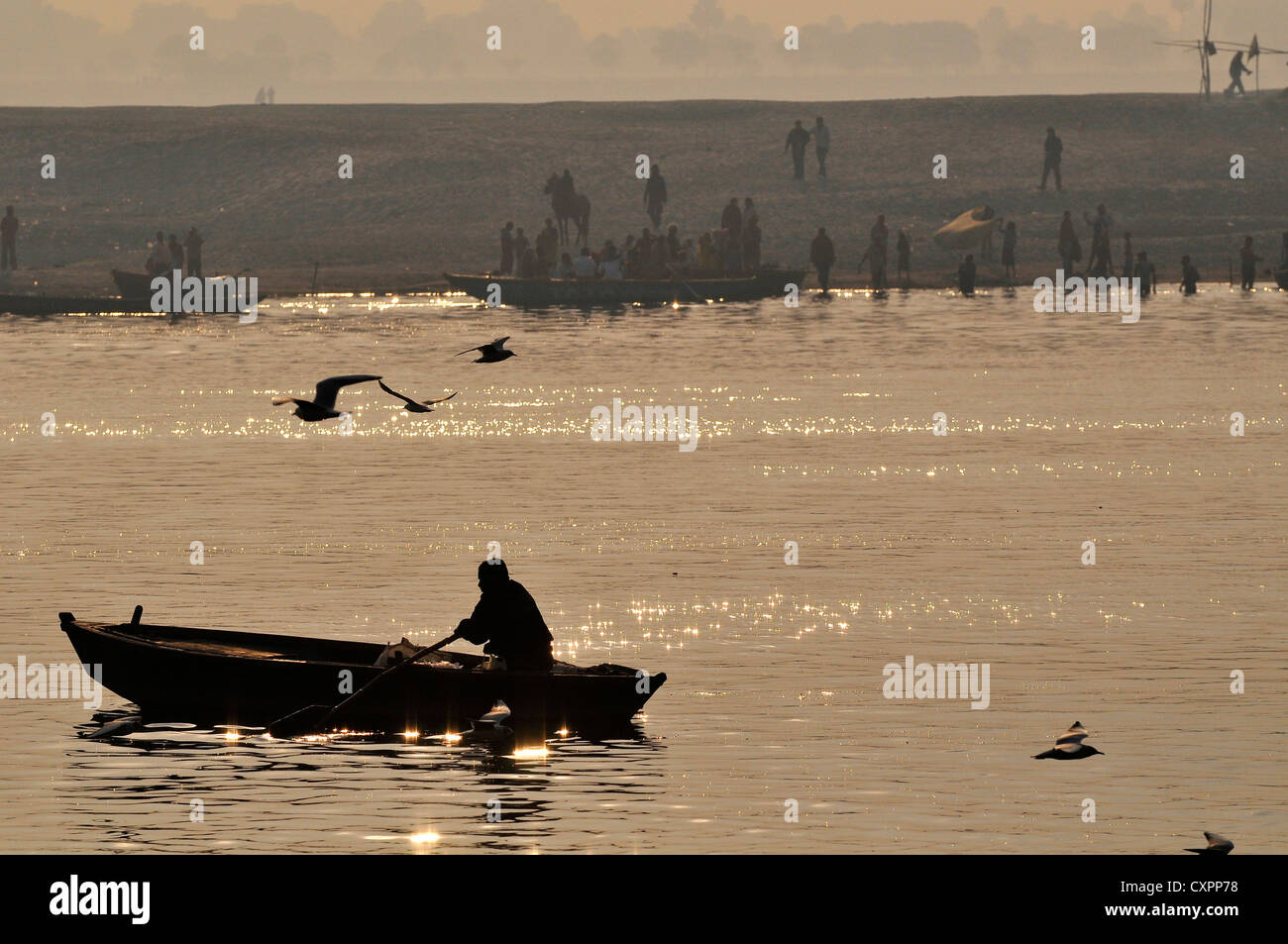 Fiume ganges india hi-res stock photography and images - Alamy