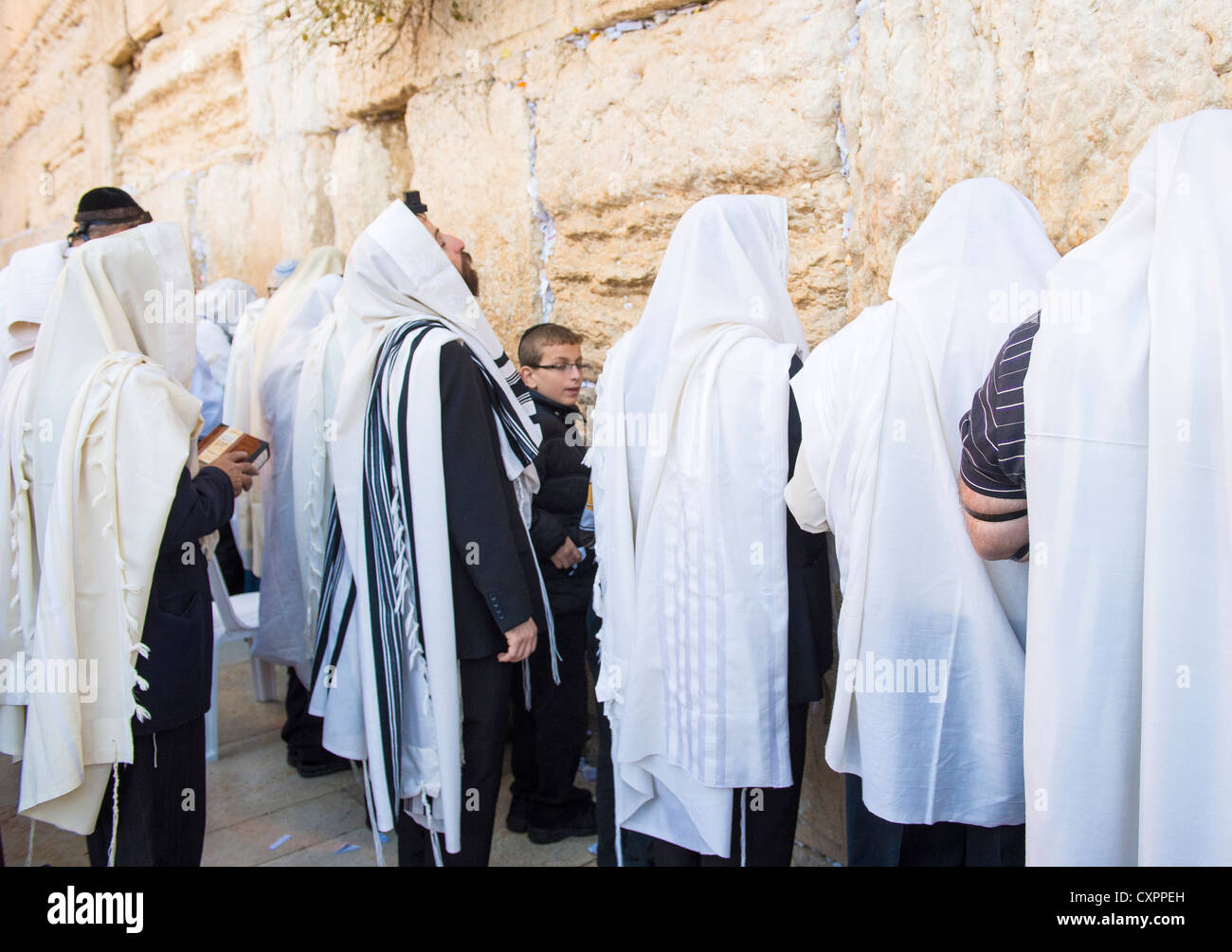 Jewish men prays during the penitential prayers the Selichot held in ...