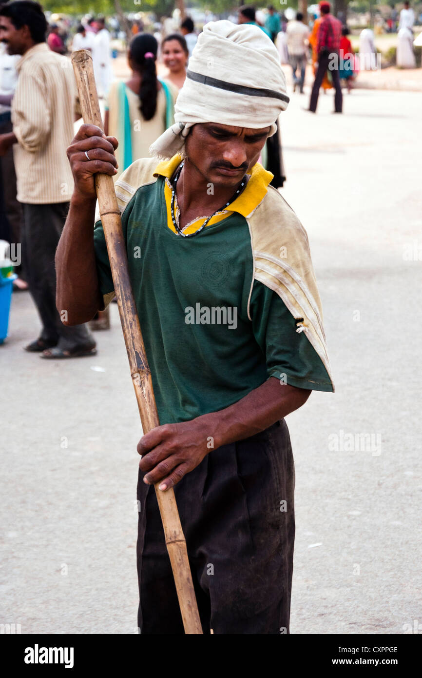 Indian street cleaner hi-res stock photography and images - Alamy