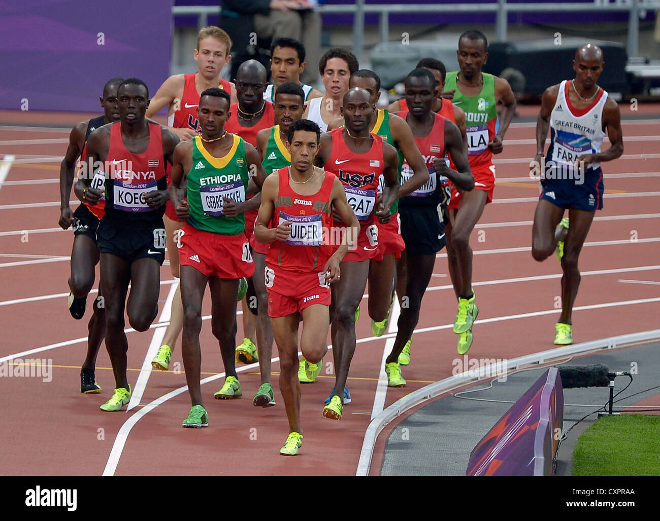Started the race hi-res stock photography and images - Alamy