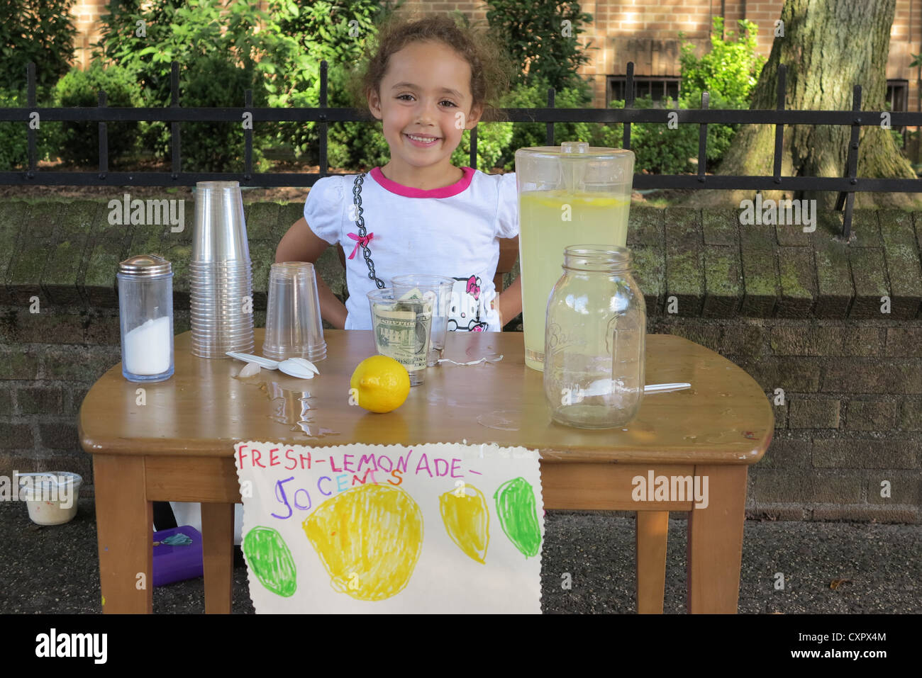 USA: Brooklyn, NY. Young girl's first lemonade stand, 2012 Stock Photo ...
