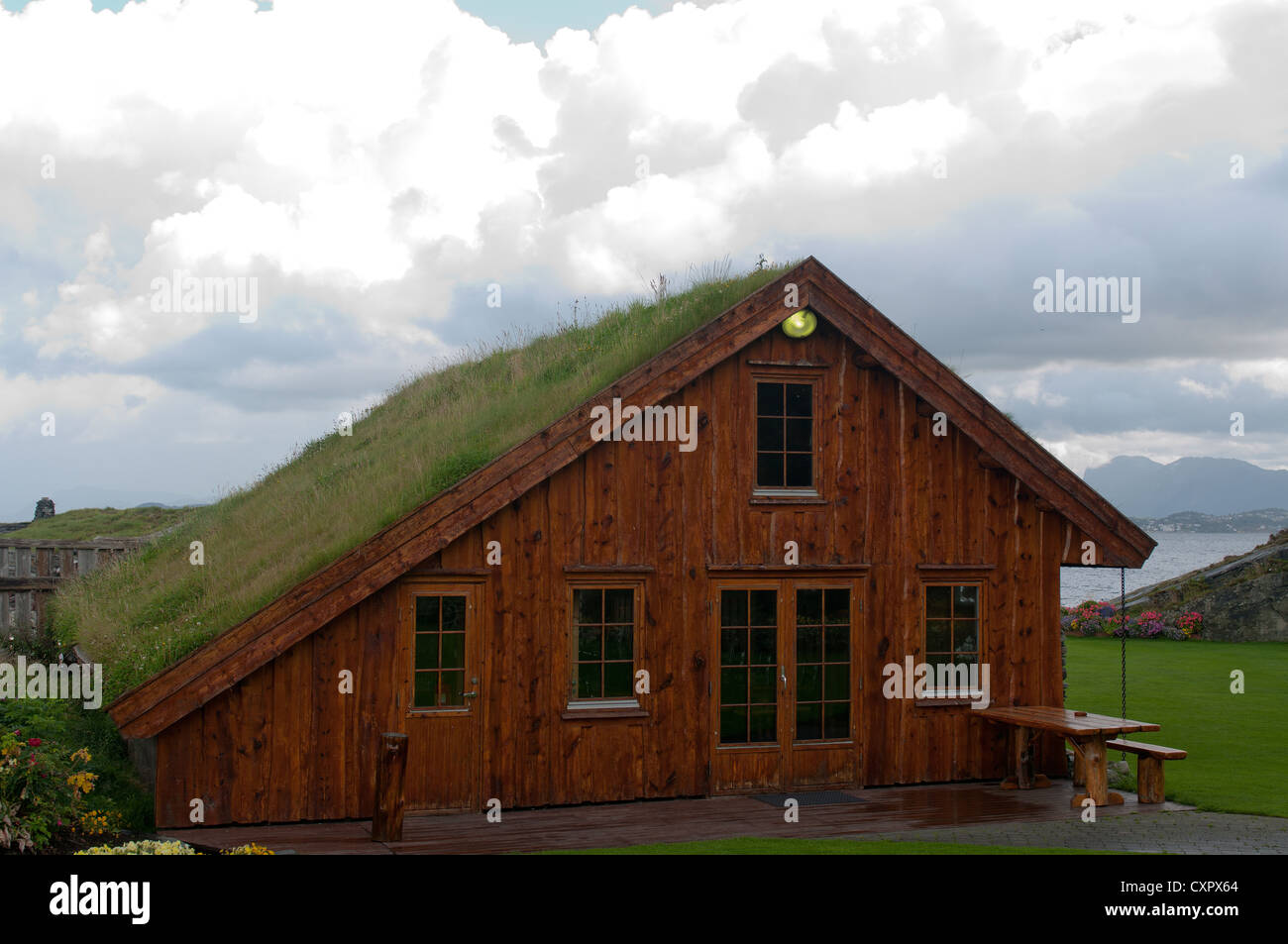 Flor & fjaere hi-res stock photography and images - Alamy