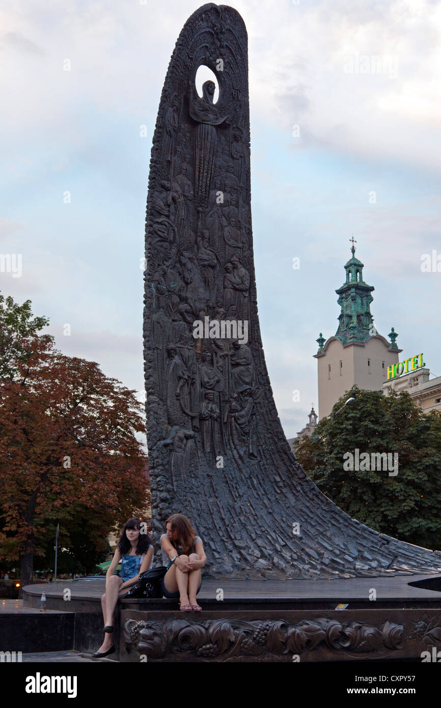 Shevchenko Monument, L'viv, Ukraine Stock Photo - Alamy
