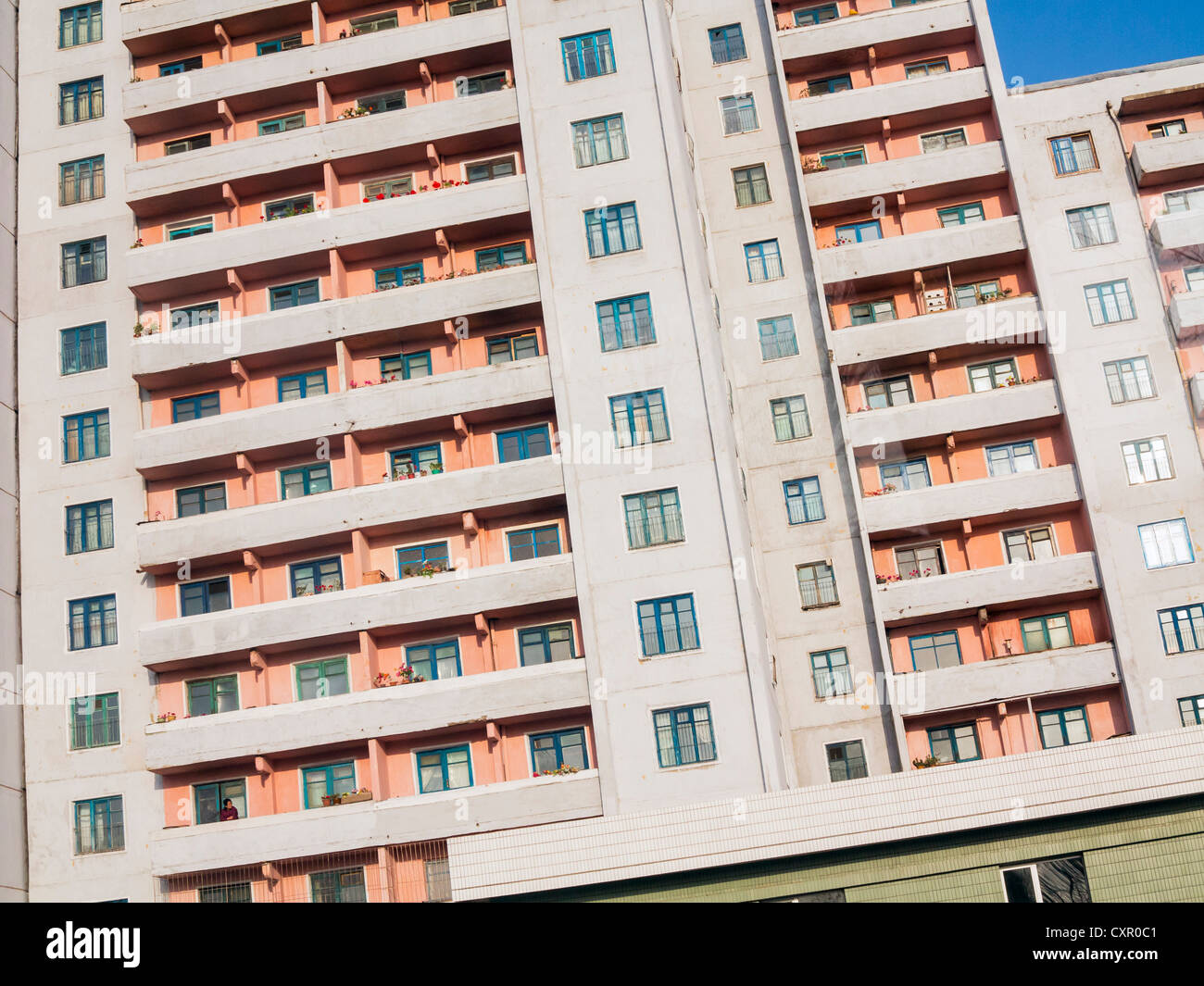 Street scene in pyongyang hi-res stock photography and images - Alamy