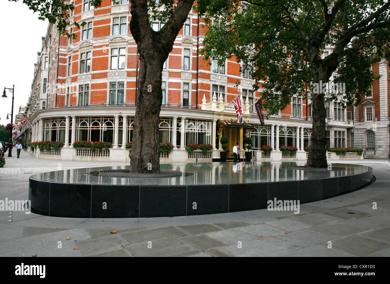 Connaught place london hi-res stock photography and images - Alamy