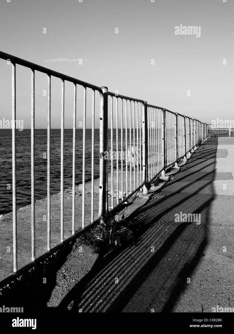 Ship fence Black and White Stock Photos & Images - Alamy