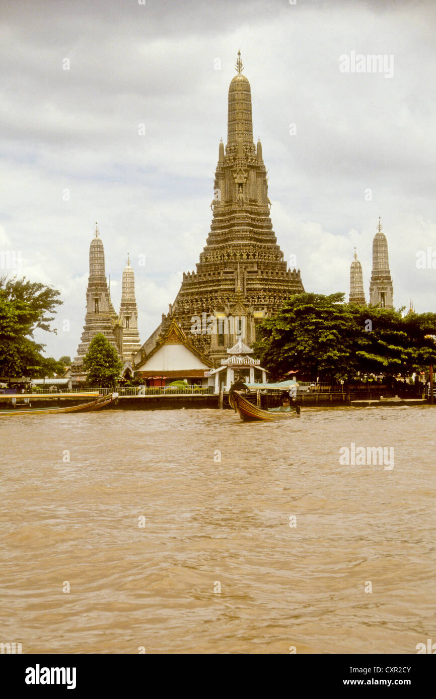 Bangkok Chitralada Palace High Resolution Stock Photography and Images ...