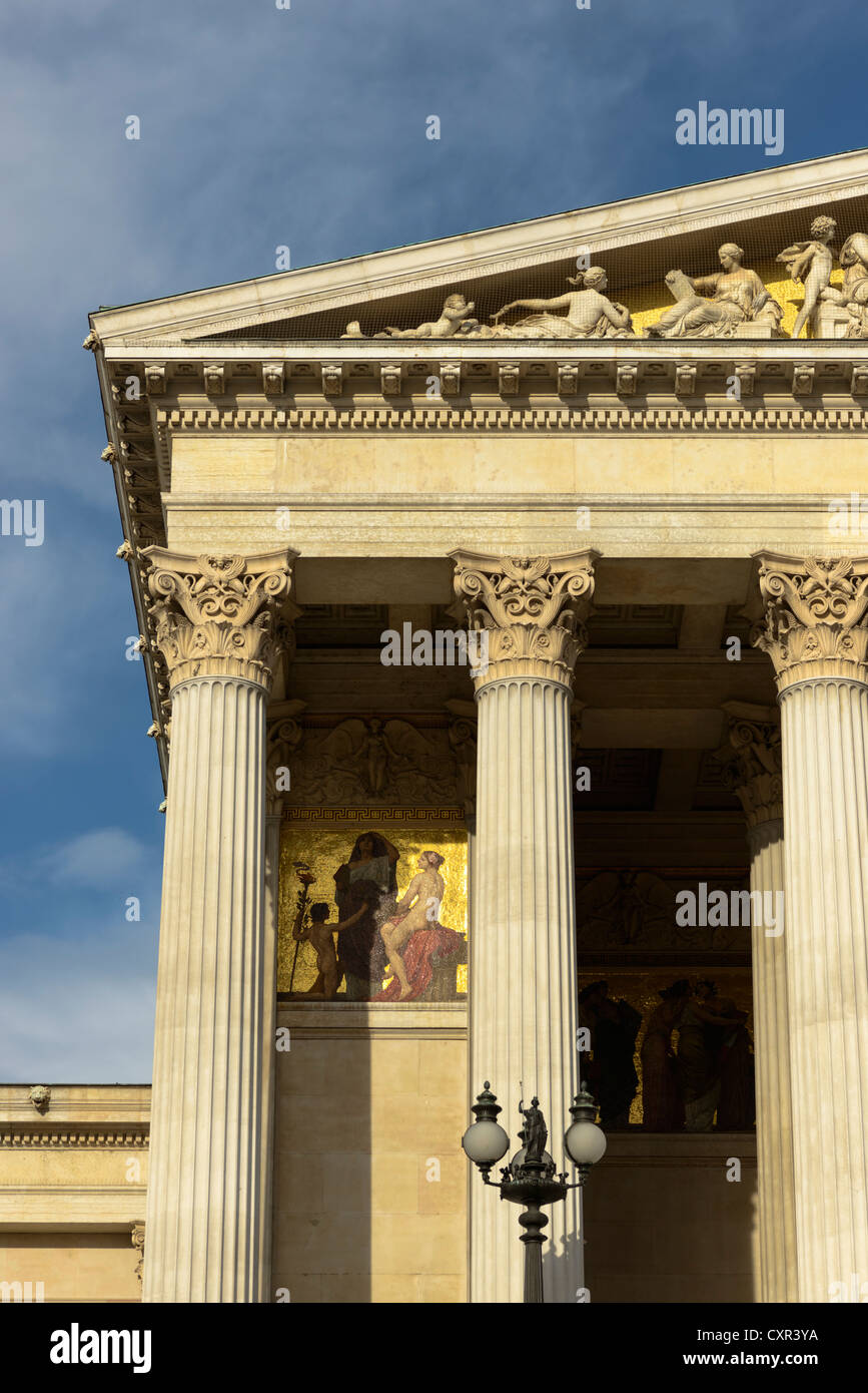 Statue outside vienna parliament building hi-res stock photography and ...