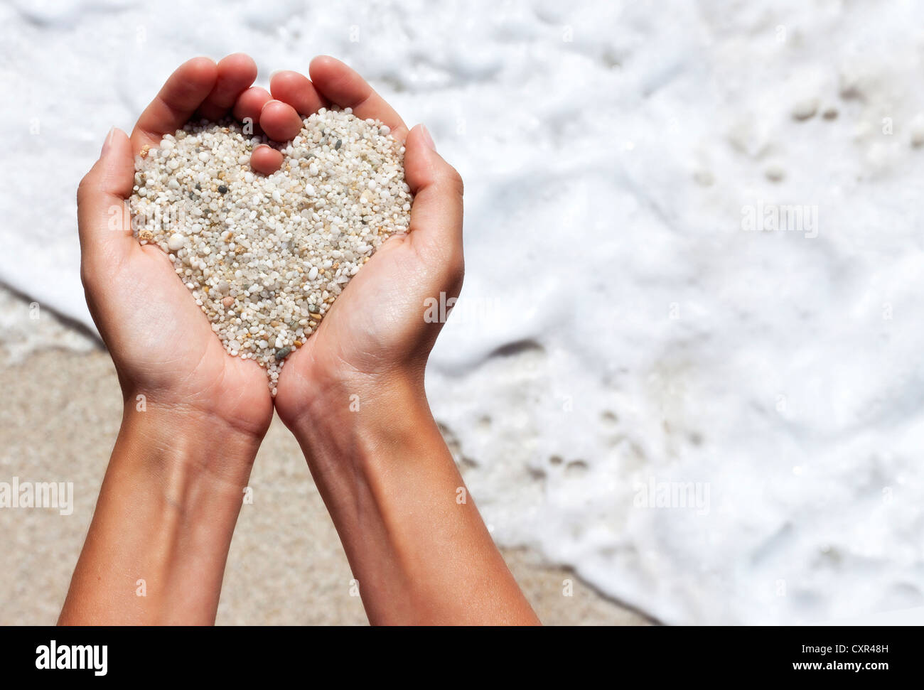 Beautiful female body on beach hi-res stock photography and images - Alamy