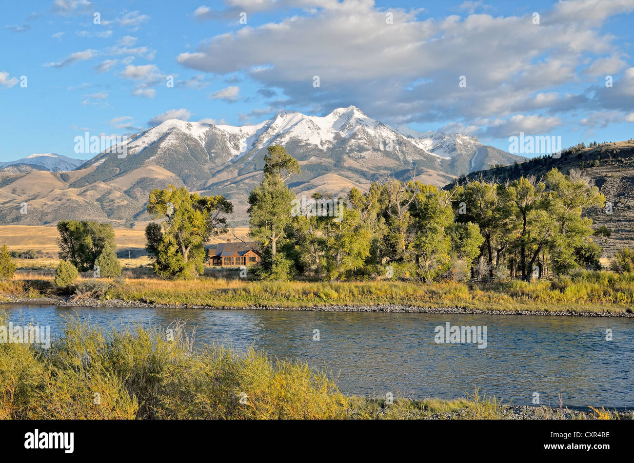 Emigrant Peak, 3327m, Yellowstone River, Absaroka Range, Paradise ...