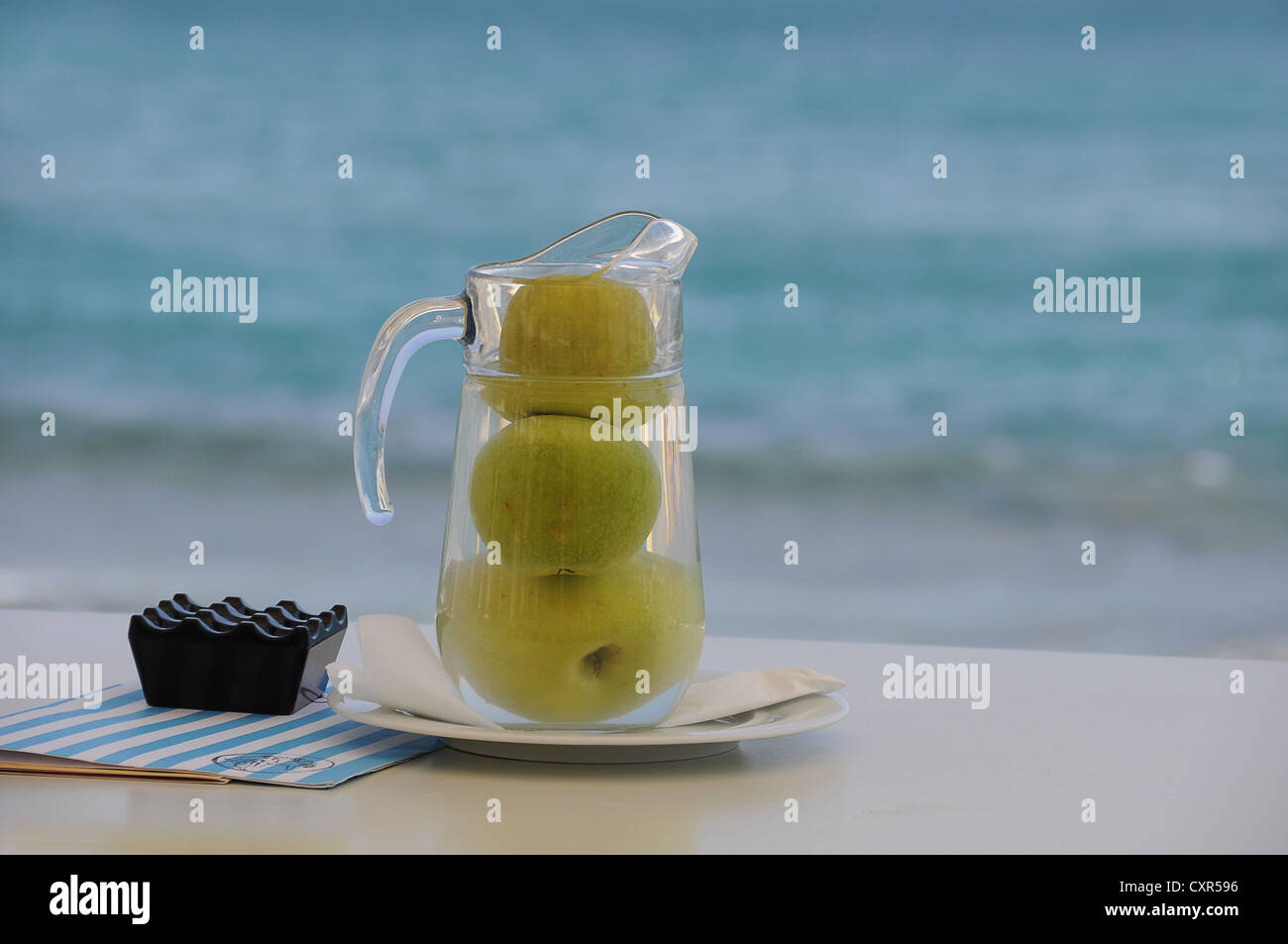 Carafe hi-res stock photography and images - Alamy