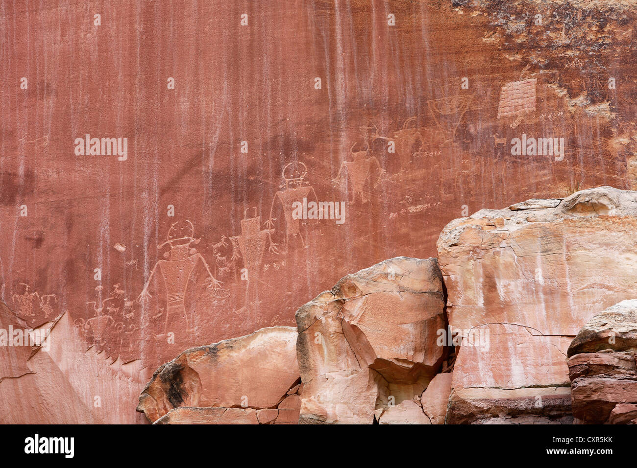 Fremont petroglyphs in Capitol Reef National Park, Torrey, Utah, USA ...