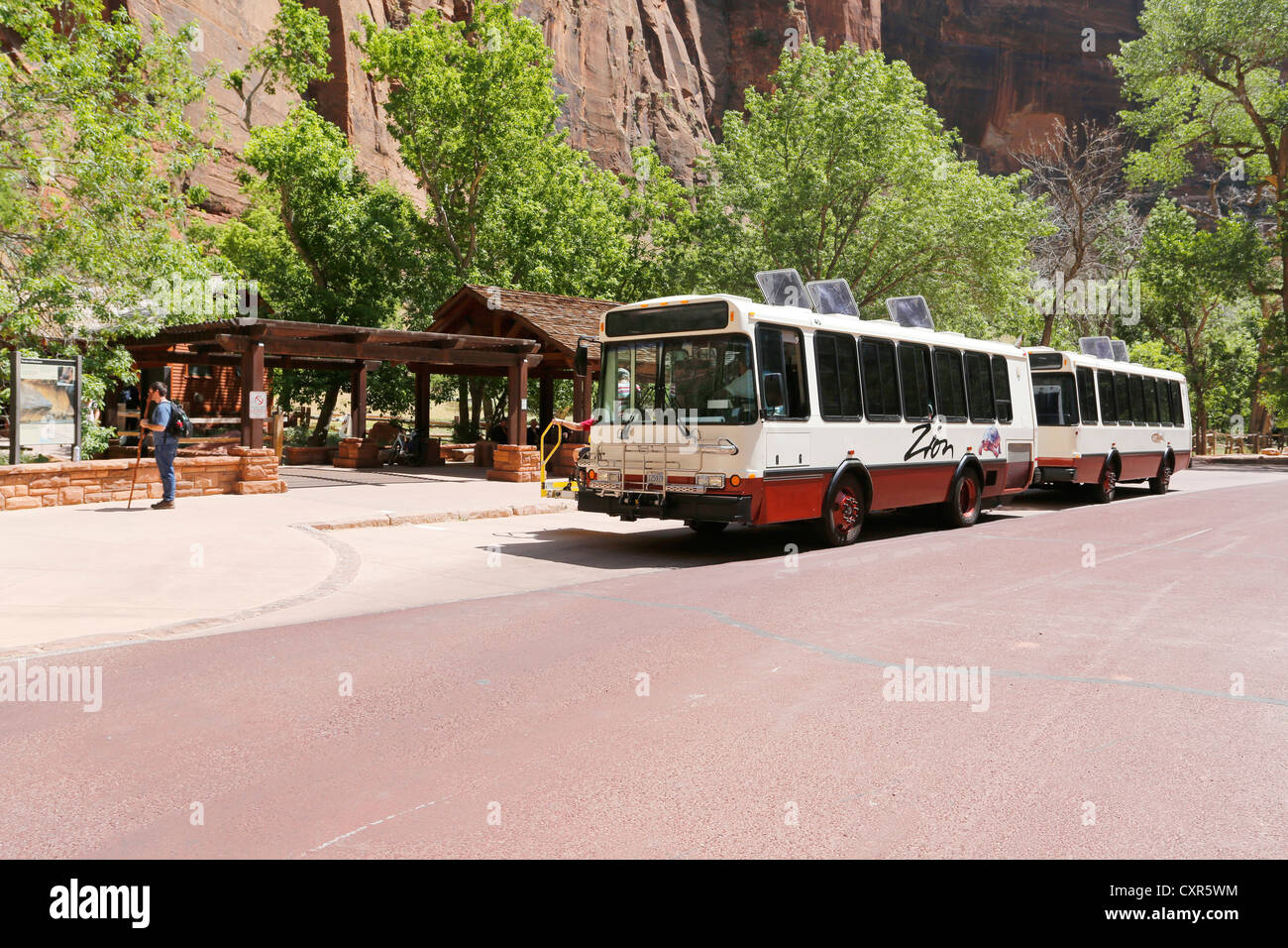 Zion park shuttle bus hi-res stock photography and images - Alamy