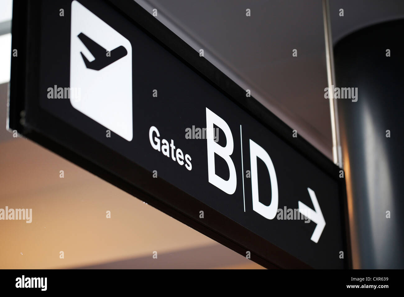 Zurich airport terminal inside hi-res stock photography and images - Alamy