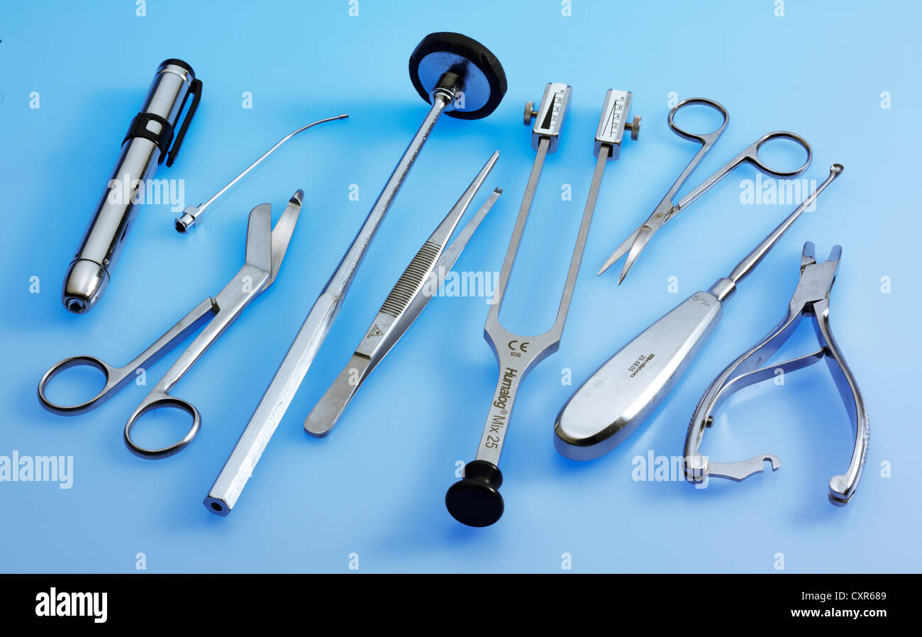Various surgical instruments hi-res stock photography and images - Alamy