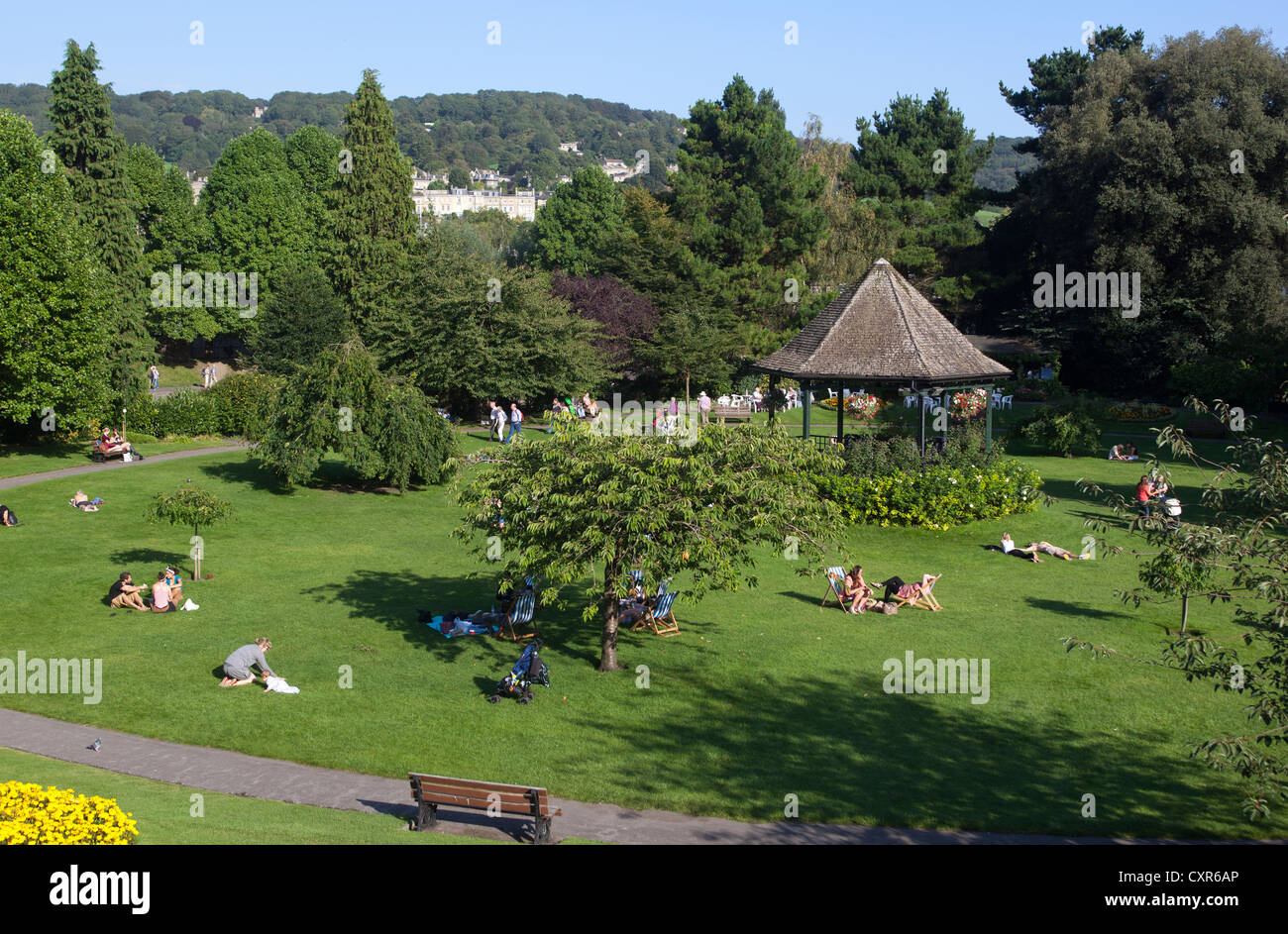 Parade gardens park bath hi-res stock photography and images - Alamy