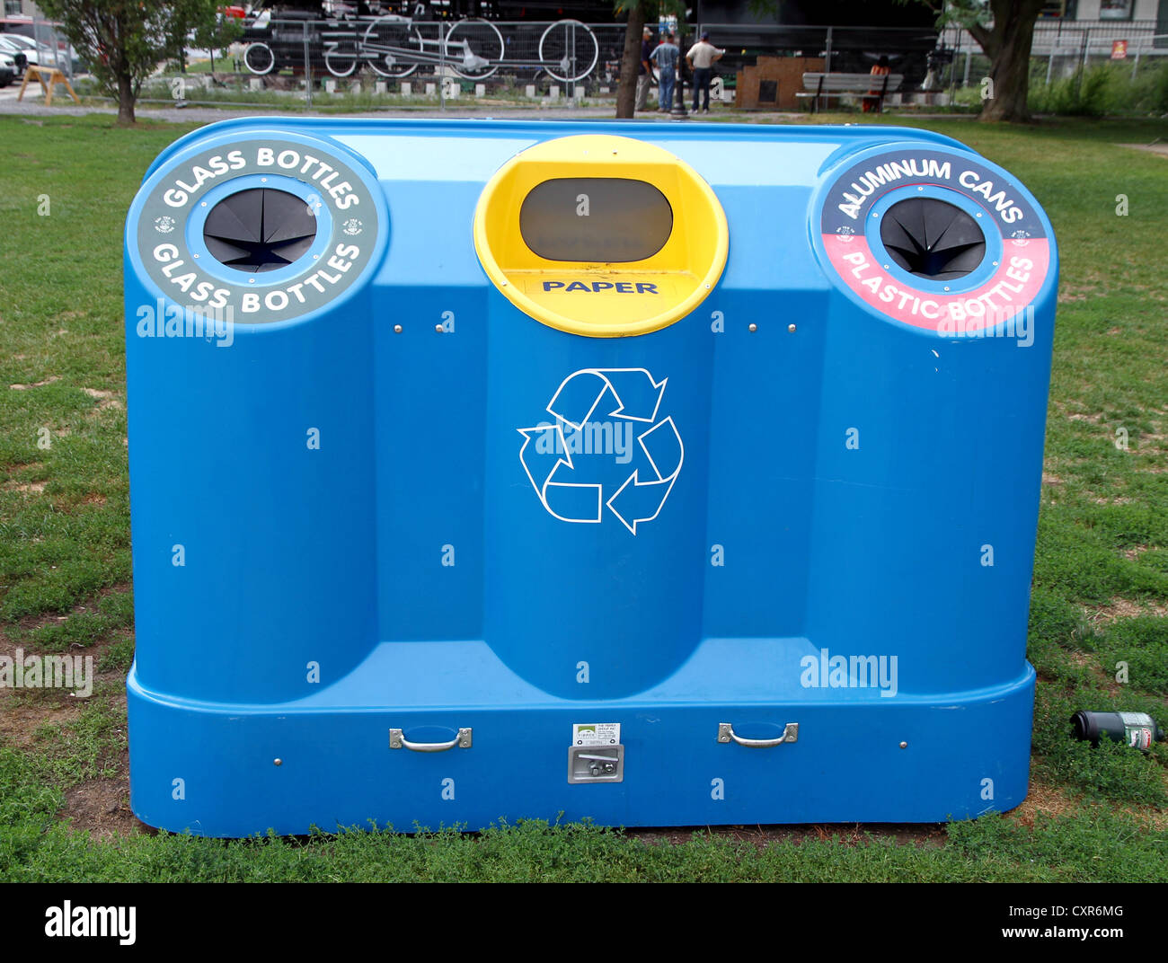 Recycling Bin in Ontario Stock Photo - Alamy