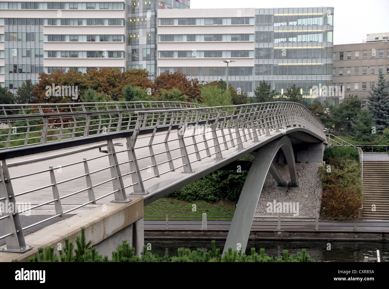 New Pedestrian Bridge Stock Photo - Alamy