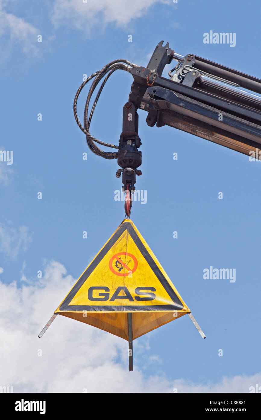 Gas warning, warning triangle, crane, Berlin Fire Department, Berlin ...