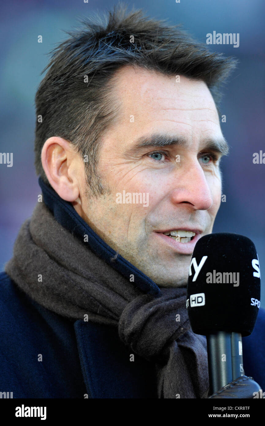 Mercedes profile hi-res stock photography and images - Alamy