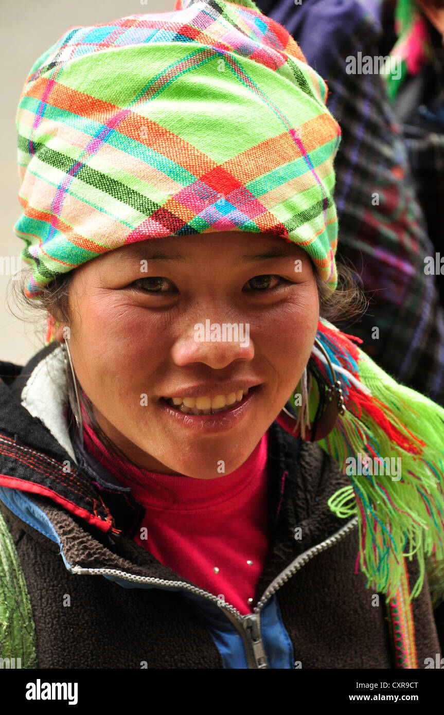 Member of the Black Hmong ethnic minority, Sa Pa, Northern Vietnam ...