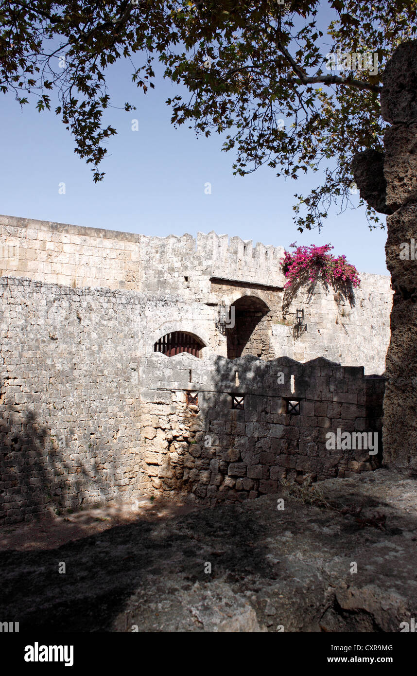 St anthonys gate hi-res stock photography and images - Alamy