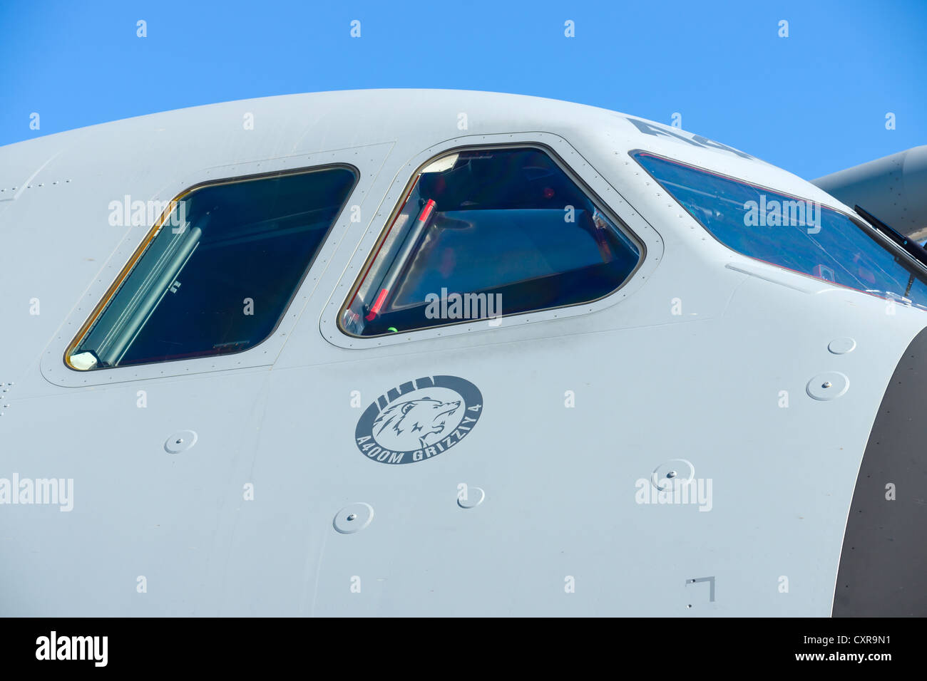 Airbus a400m cockpit hi-res stock photography and images - Alamy